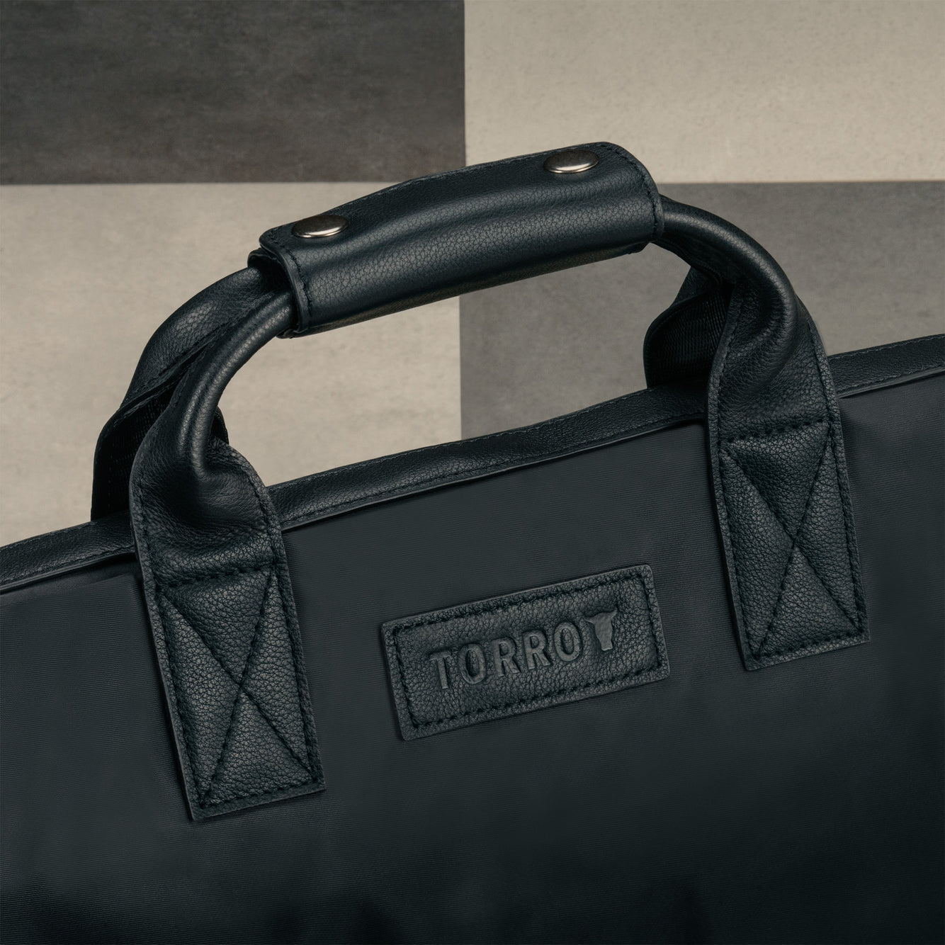 Trifold Canvas Suit Carrier / Garment Bag – TORRO