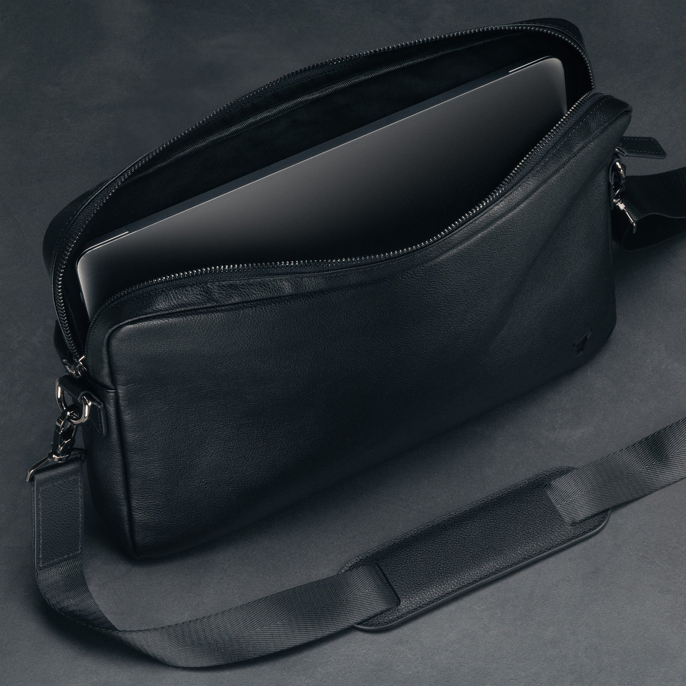 Leather Laptop Messenger Bag (with adjustable strap) | TORRO