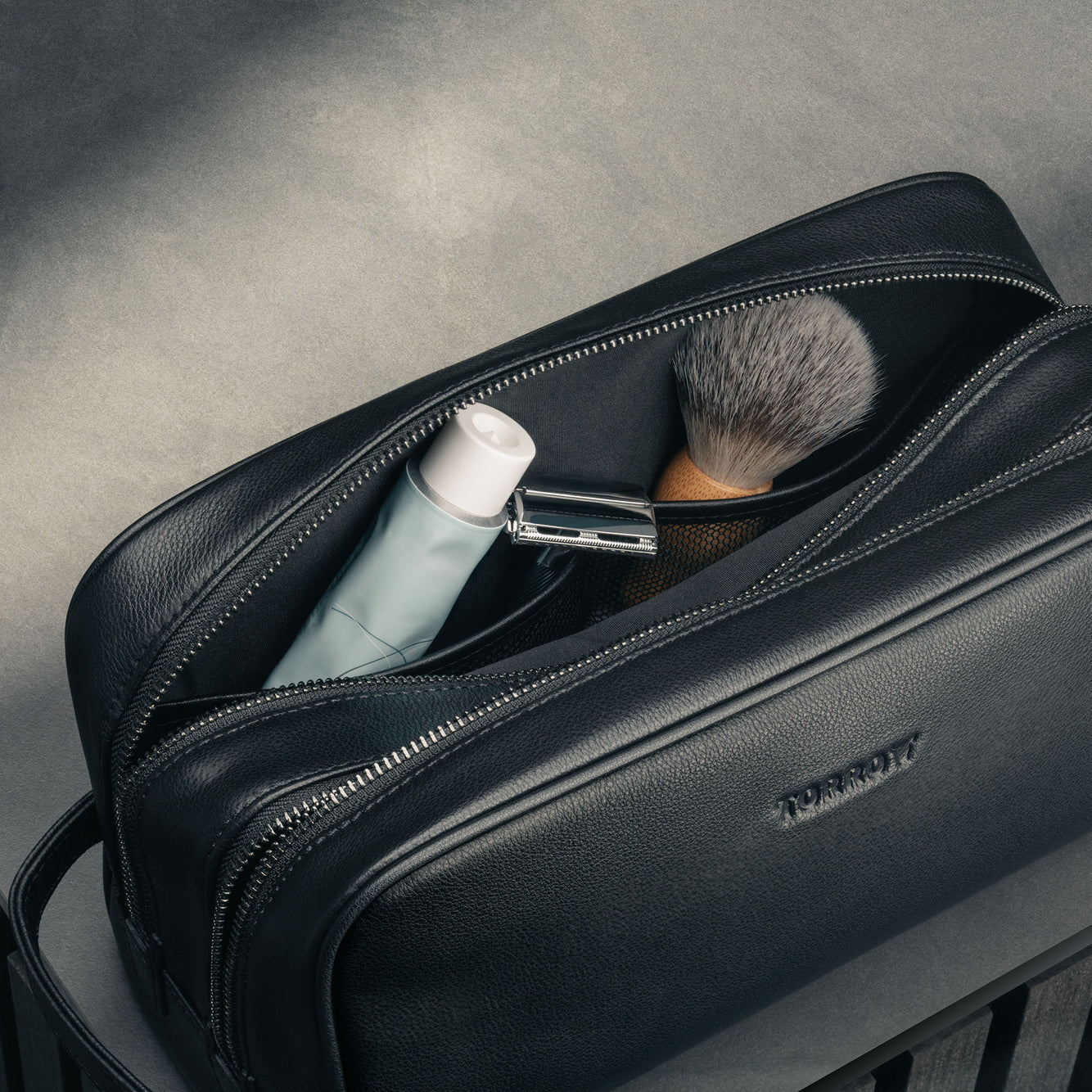 Premium Leather Travel Washbag / Toiletry Bag – TORRO